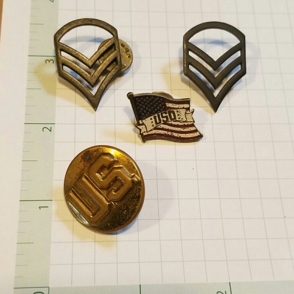 Accessories | Vintage Antique Us Army Pin Lot Uso America | Poshmark